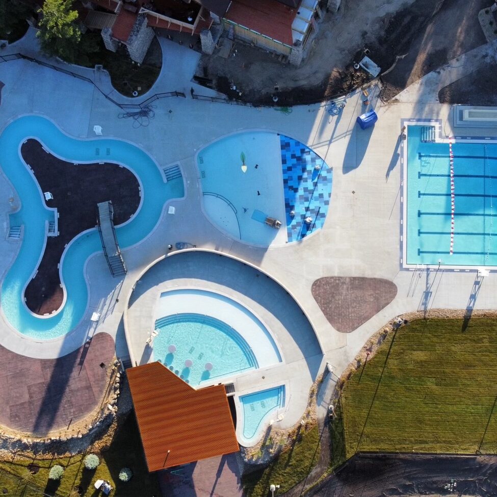 WILDERNESS RIDGE COUNTRY CLUB - Landmark Aquatic