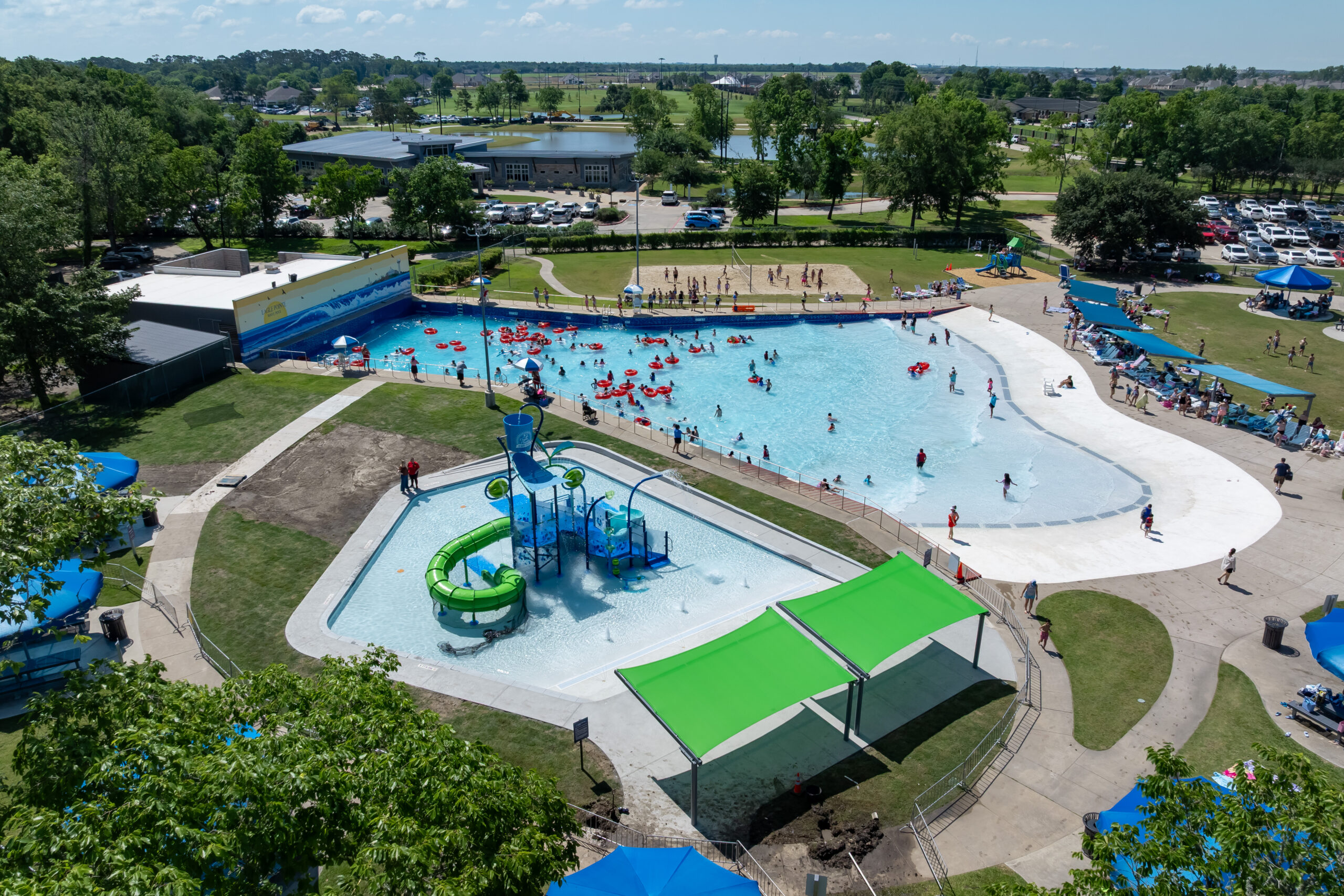 Eagle Pointe Recreation Center - Landmark Aquatic